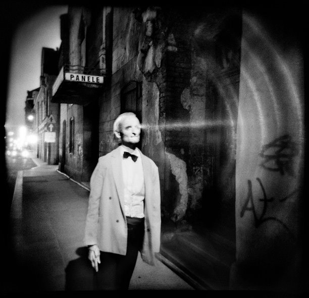 Michael Ackerman représenté par la Galerie Camera Obscura - 9 Lives ...