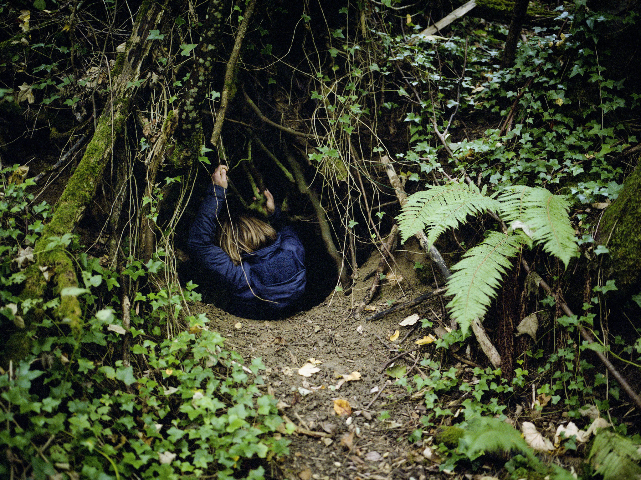Une Bibliothèque : Sélection de livres photo par Irène Attinger 1956 ...